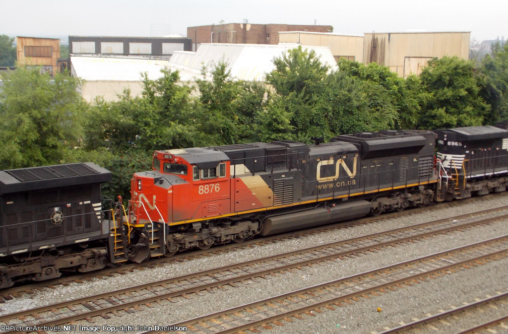 CN 8876